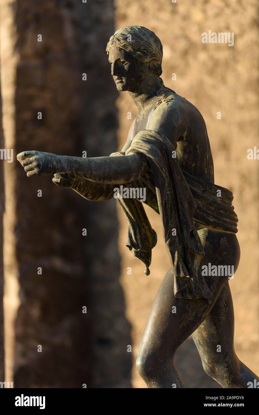 Pompei. Italy. Archaeological site of Pompeii. Tempio di Apollo ...