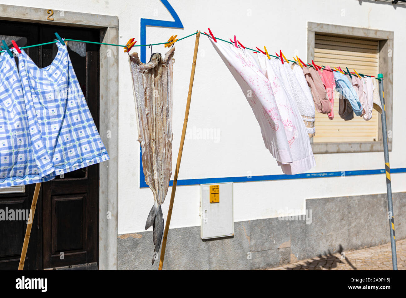 Drying washing in the sun hi-res stock photography and images - Alamy