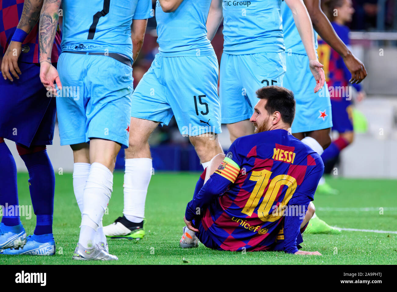 BARCELONA - NOV 5: Lionel Messi plays at the Champions League match ...