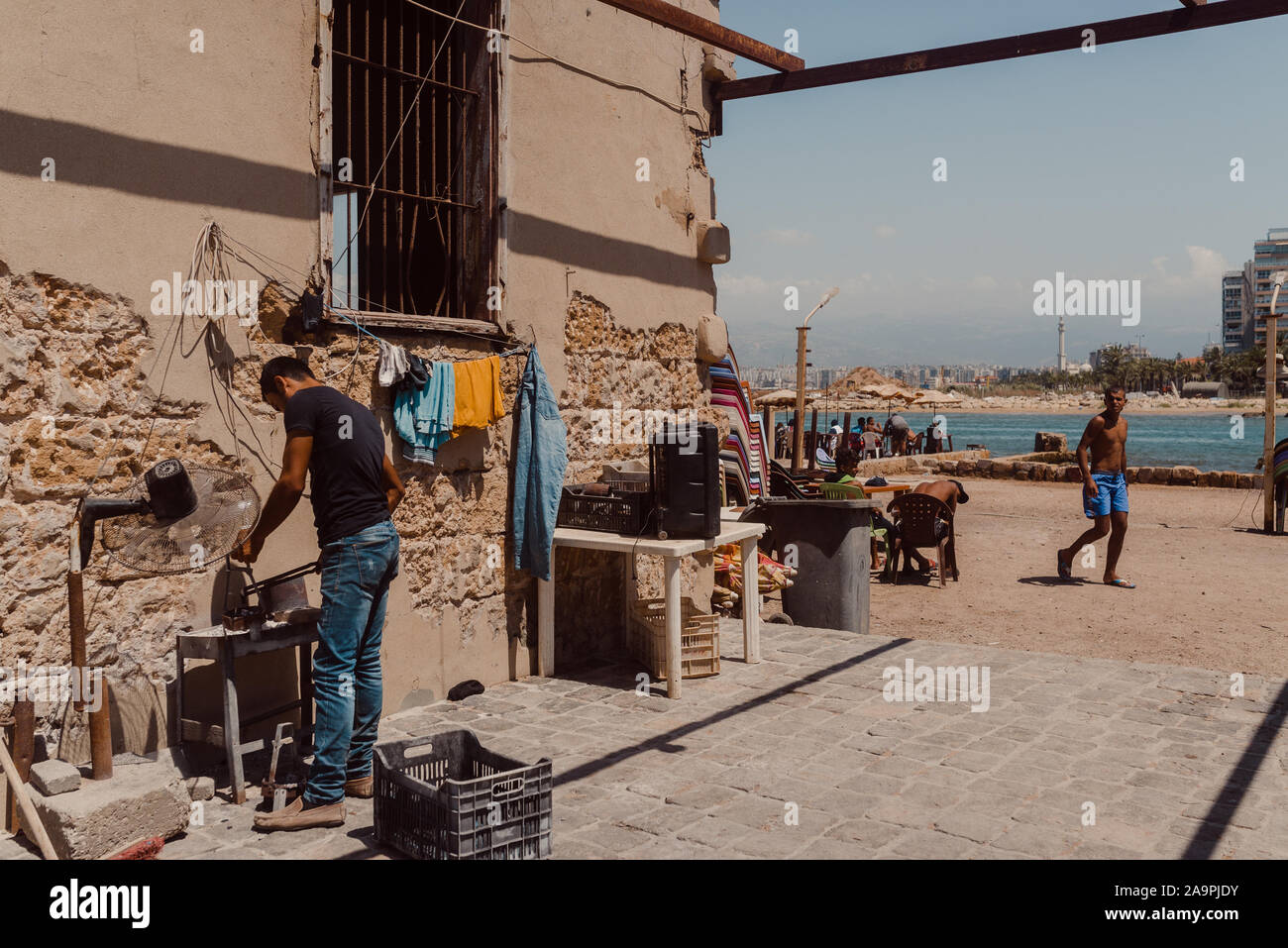 Lebanon street scene hi-res stock photography and images - Alamy Lebanon street scene hi-res stock photography and images - Alamy