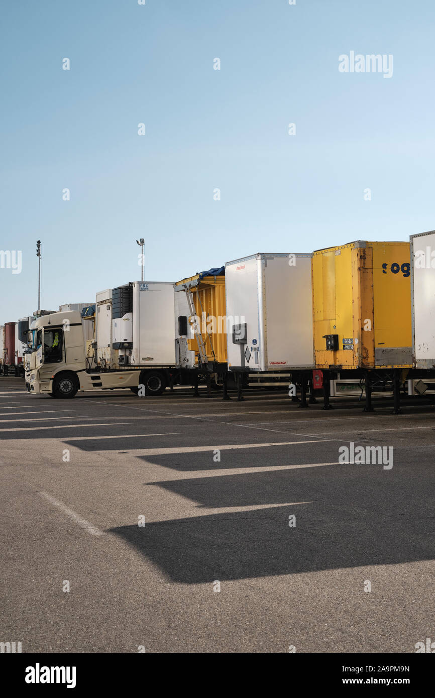 Goods for goods hi-res stock photography and images - Alamy