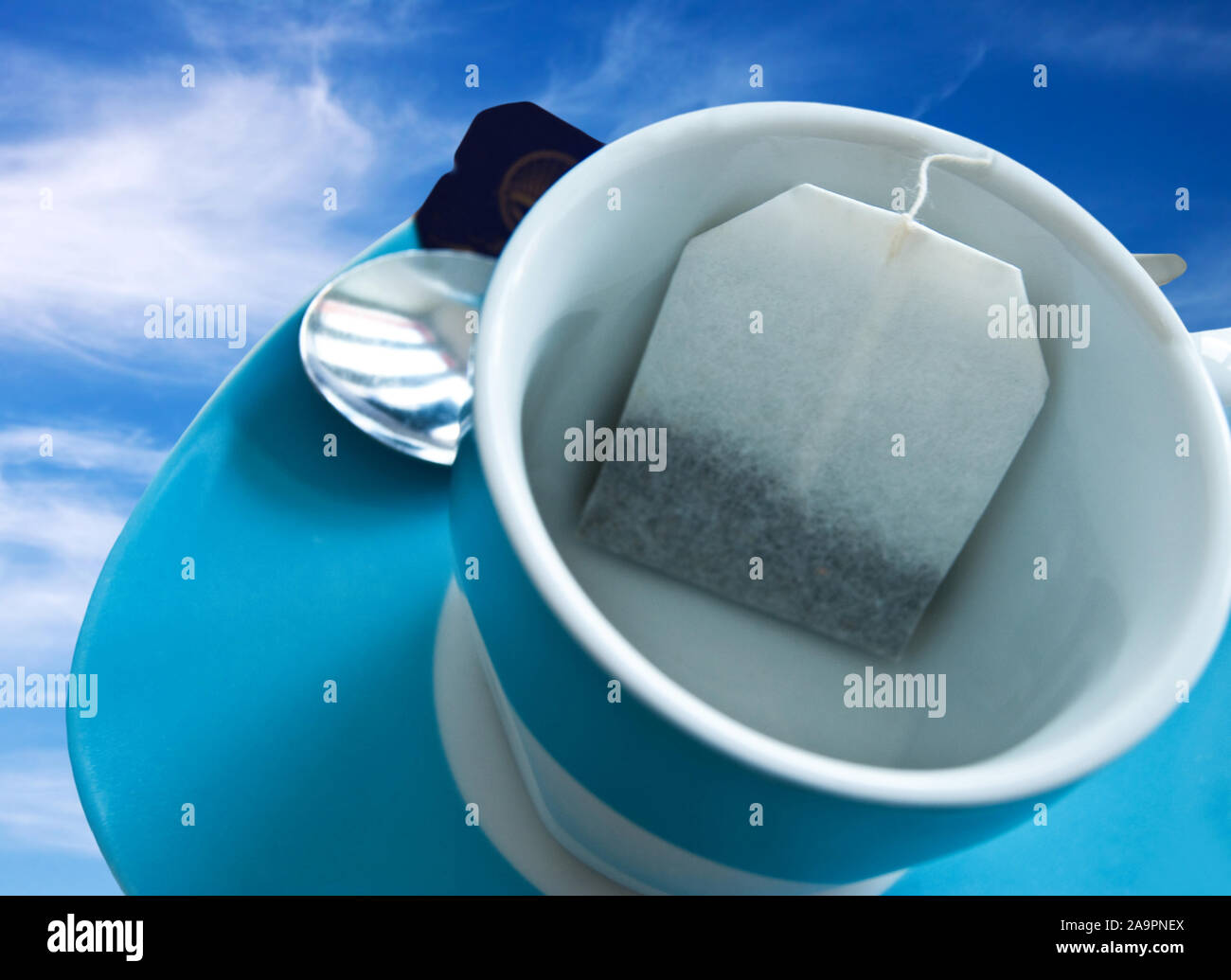 Blue cup tea bag hi-res stock photography and images - Alamy