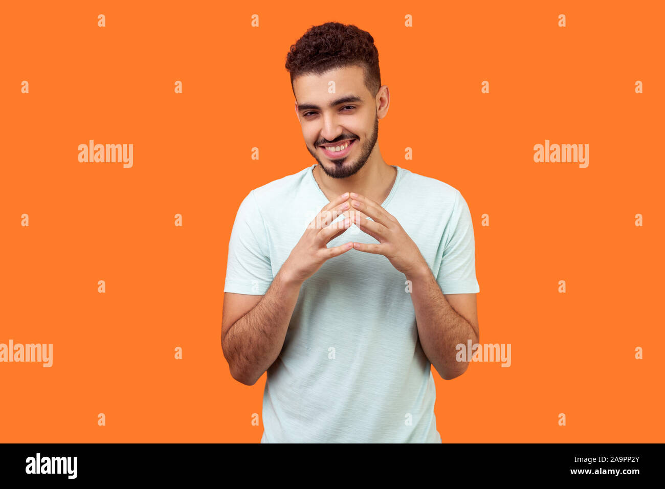 Smirk face man hi-res stock photography and images - Alamy