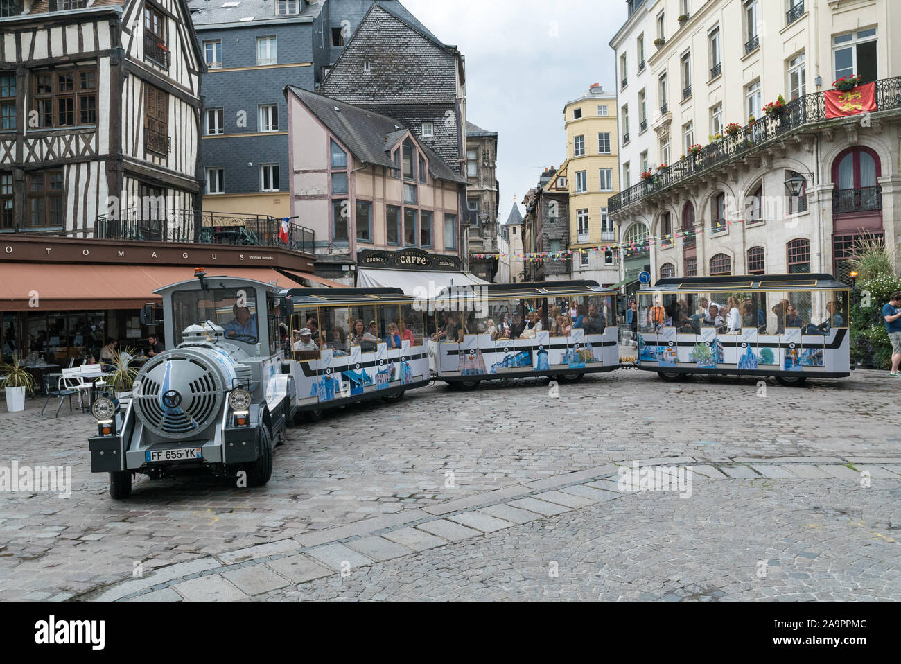 City tour train hi-res stock photography and images - Alamy