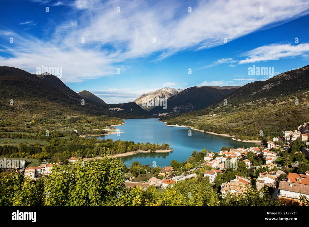 Lake of Barrea Stock Photo - Alamy