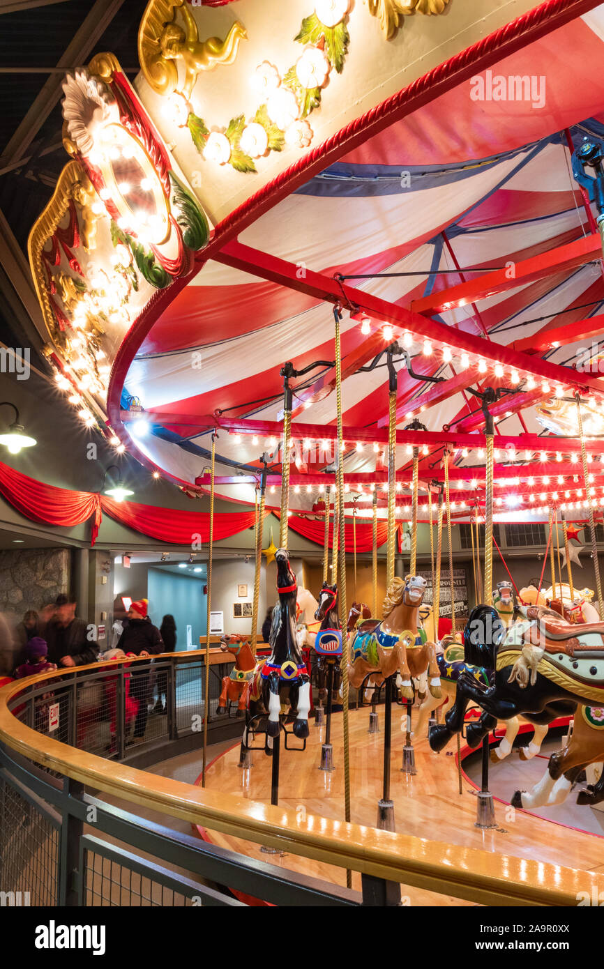 Historic vintage carousel horses hi-res stock photography and images ...