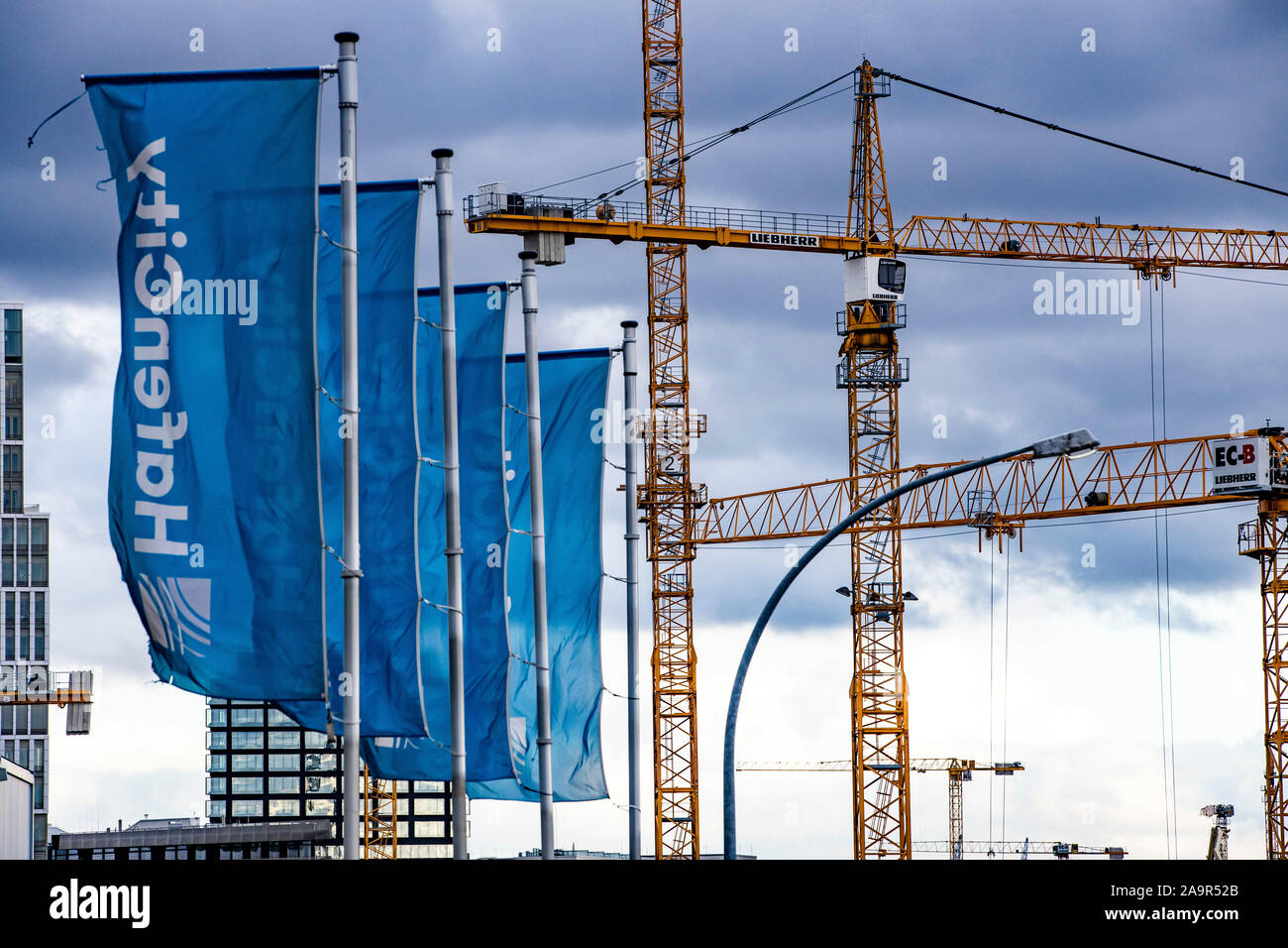 überseequartier hi-res stock photography and images - Alamy