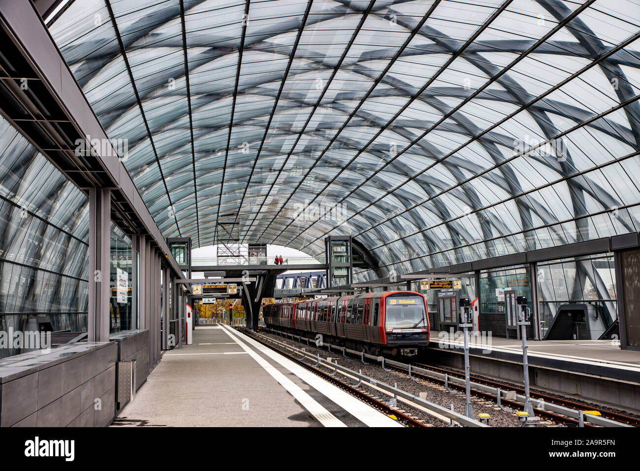 End stop ElbbrŸcken railway station, underground line U4, in Hamburg ...