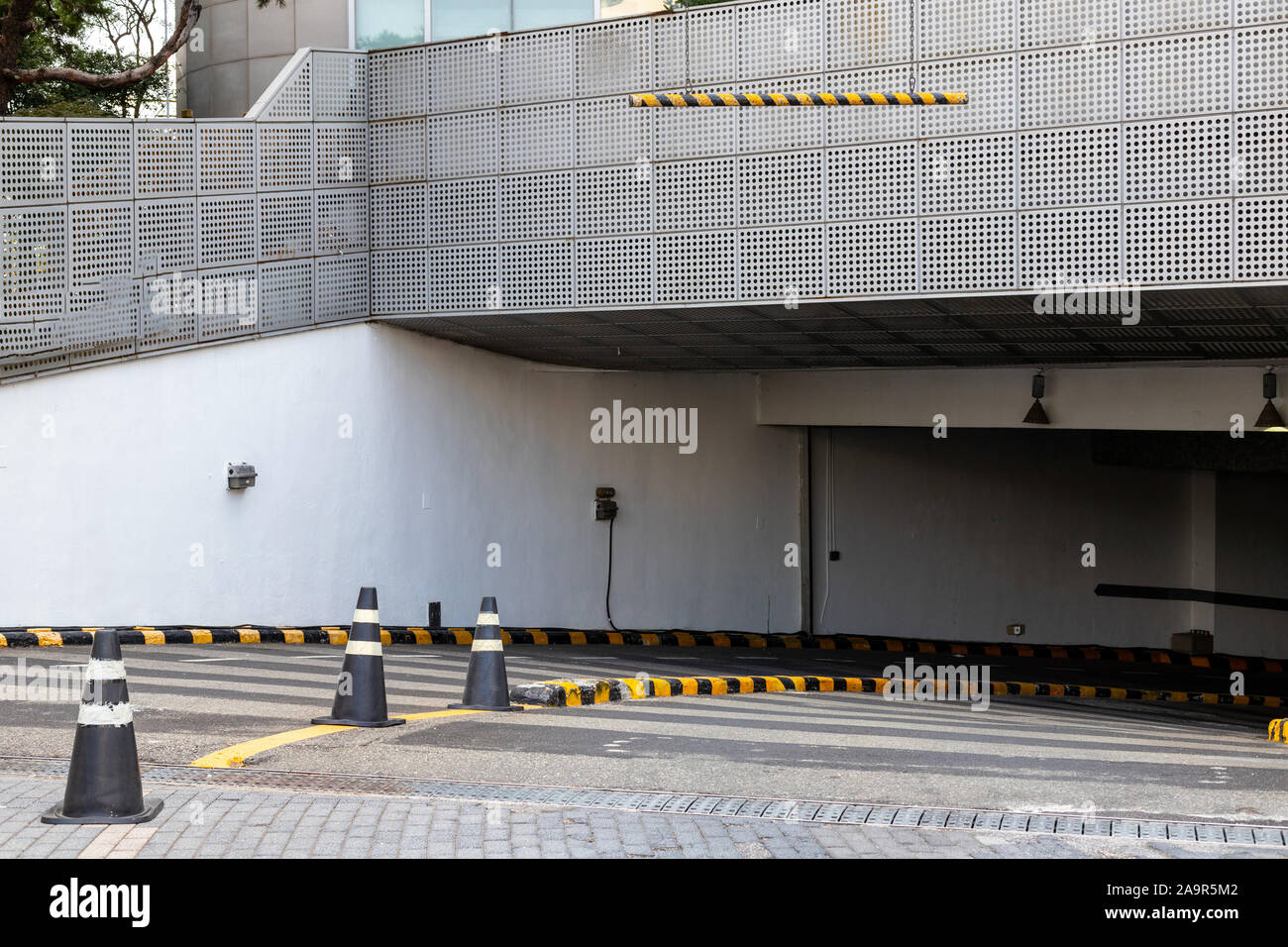 Underground building hi-res stock photography and images - Alamy