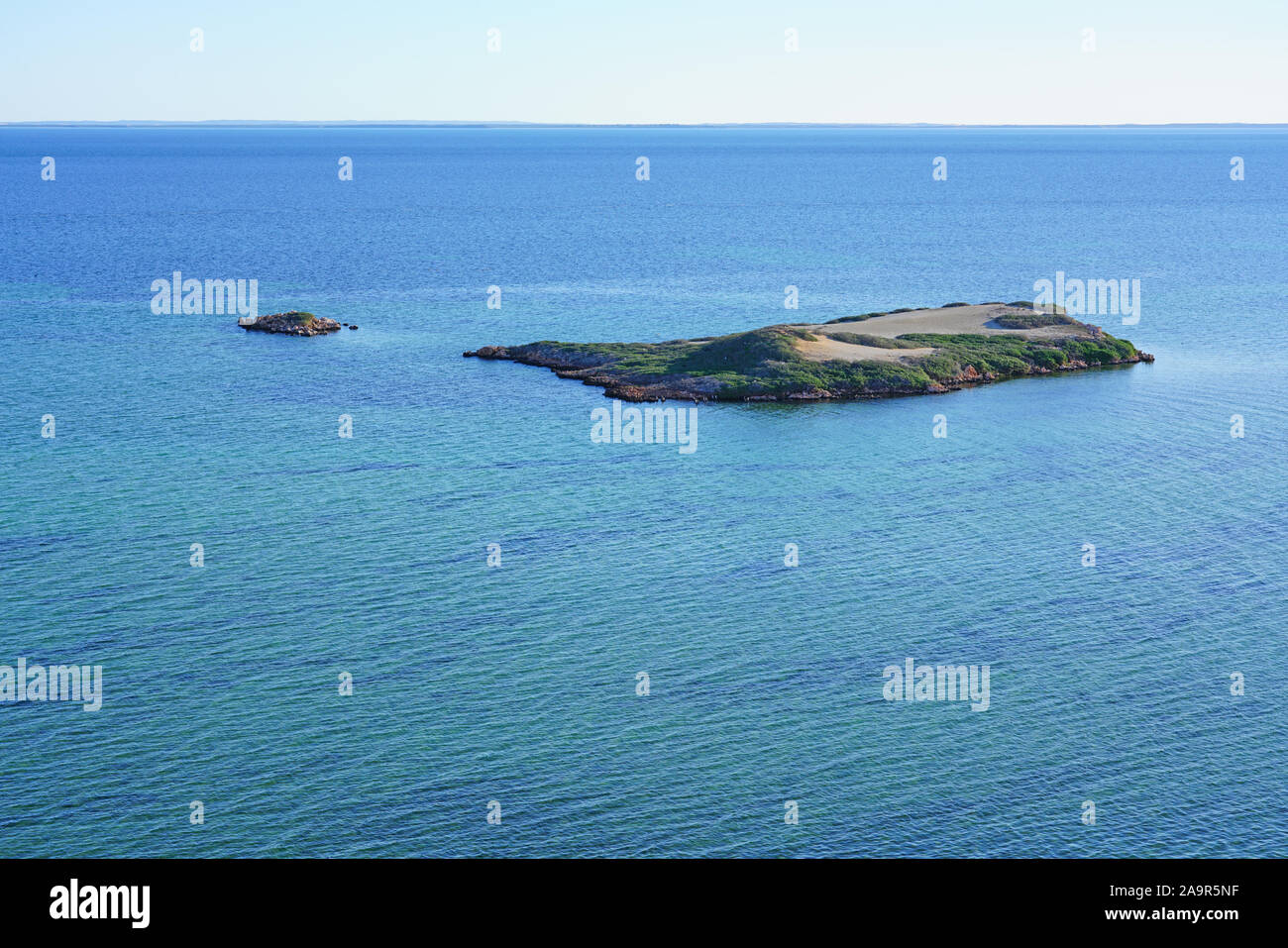 View of the Eagle Bluff lookout in Shark Bay, Coral Coast, Western ...