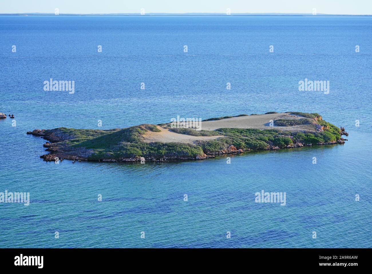 View of the Eagle Bluff lookout in Shark Bay, Coral Coast, Western ...