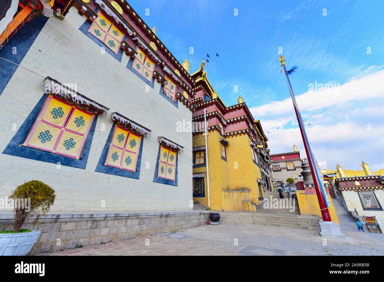 Songzanlin Monastery, Tibetan Temple in Shangri-La Stock Photo - Alamy