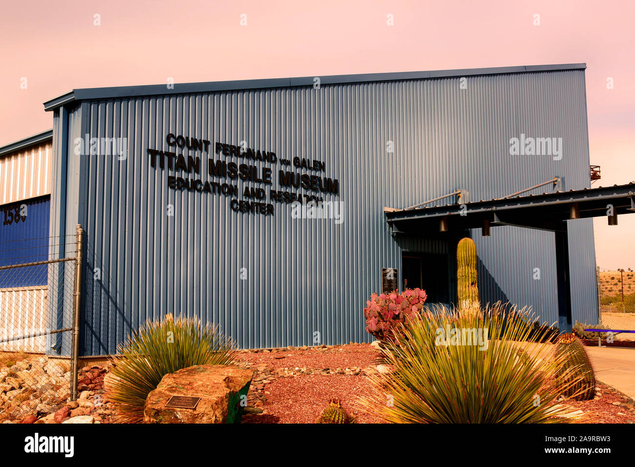 Titan ii missile hi-res stock photography and images - Alamy