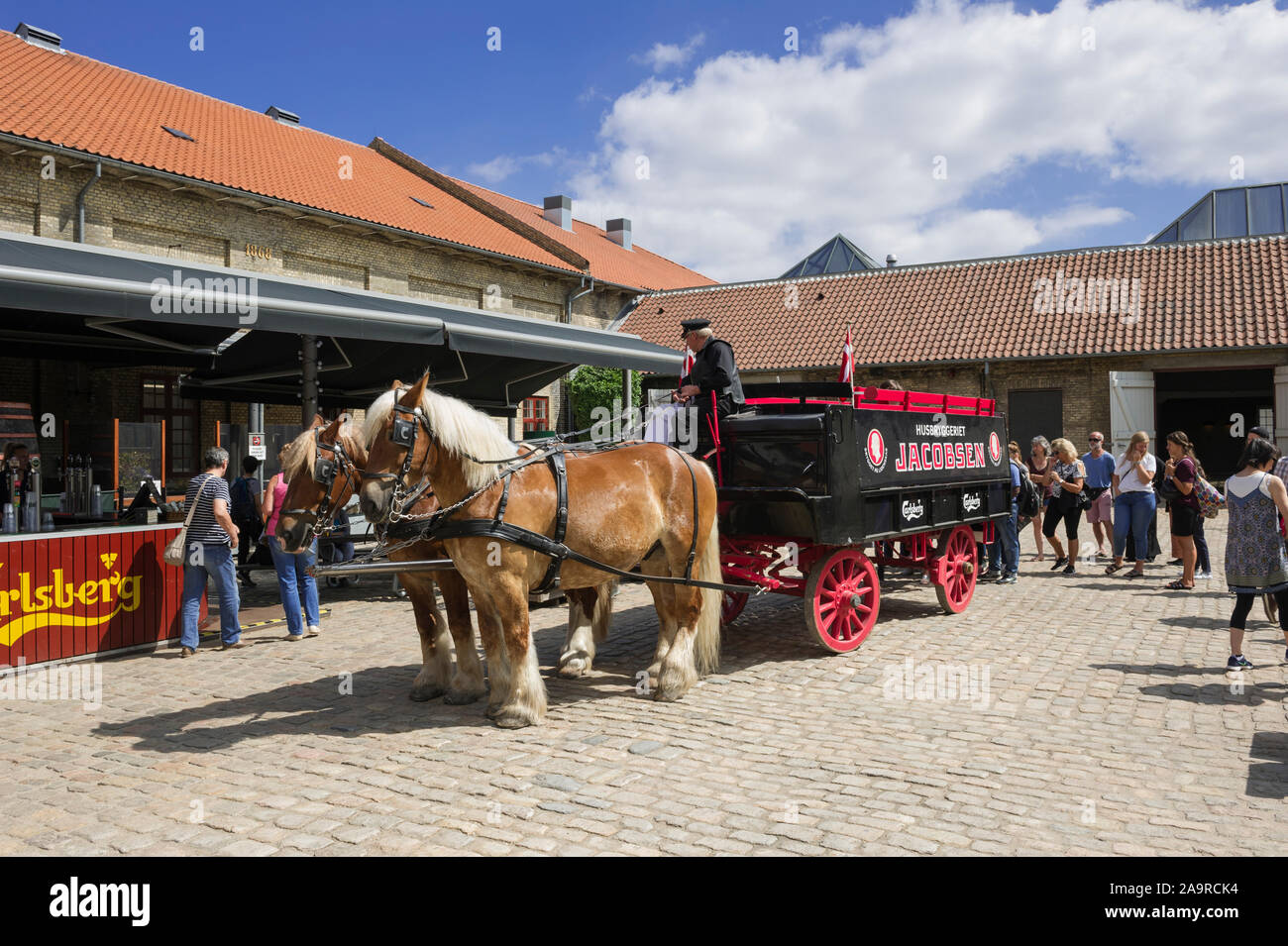 A horse drawn cart at the Carlsberg Brewery, Copenhagen, Denmark Stock ...