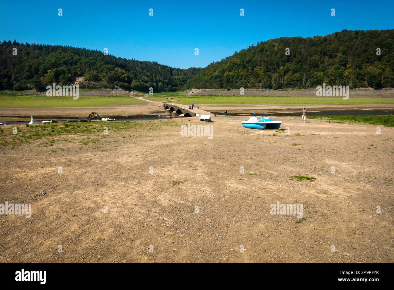 Empty Reservoir High Resolution Stock Photography and Images - Alamy