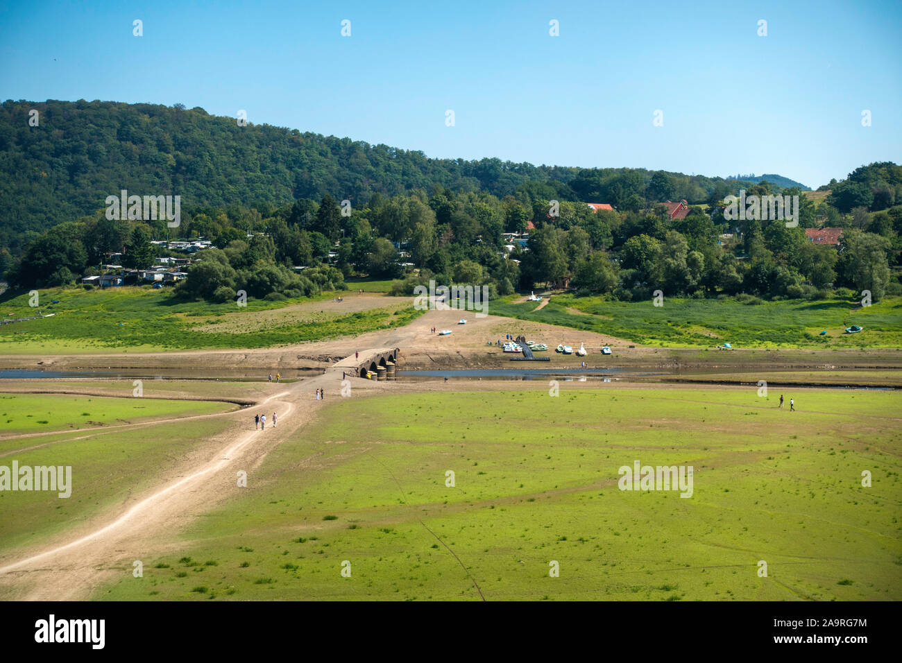Empty reservoir hi-res stock photography and images - Alamy