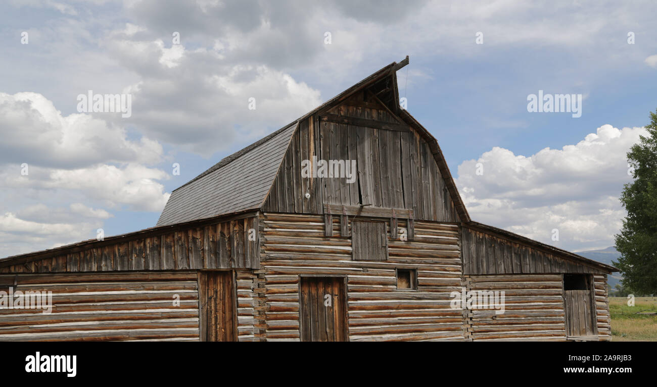 mormon house in USA grand teton national park the beauty of amazing ...
