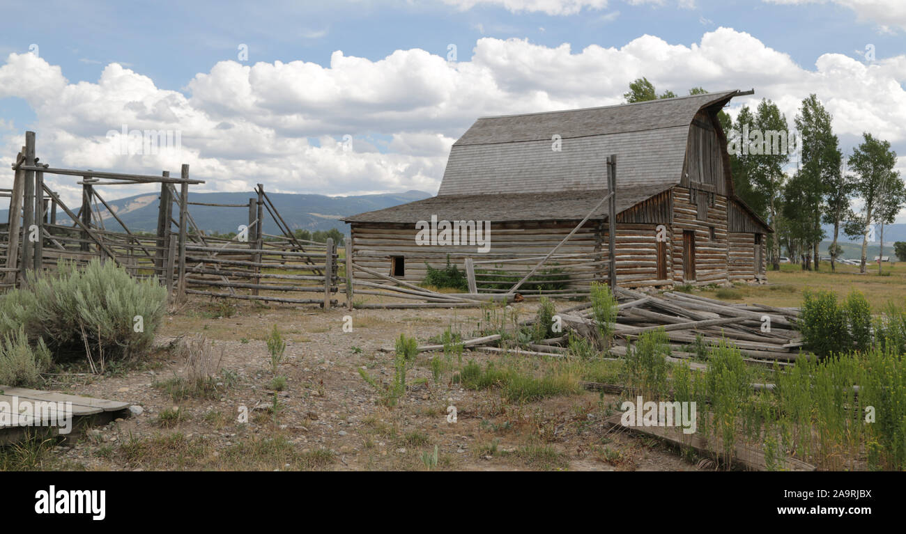 mormon house in USA grand teton national park the beauty of amazing ...