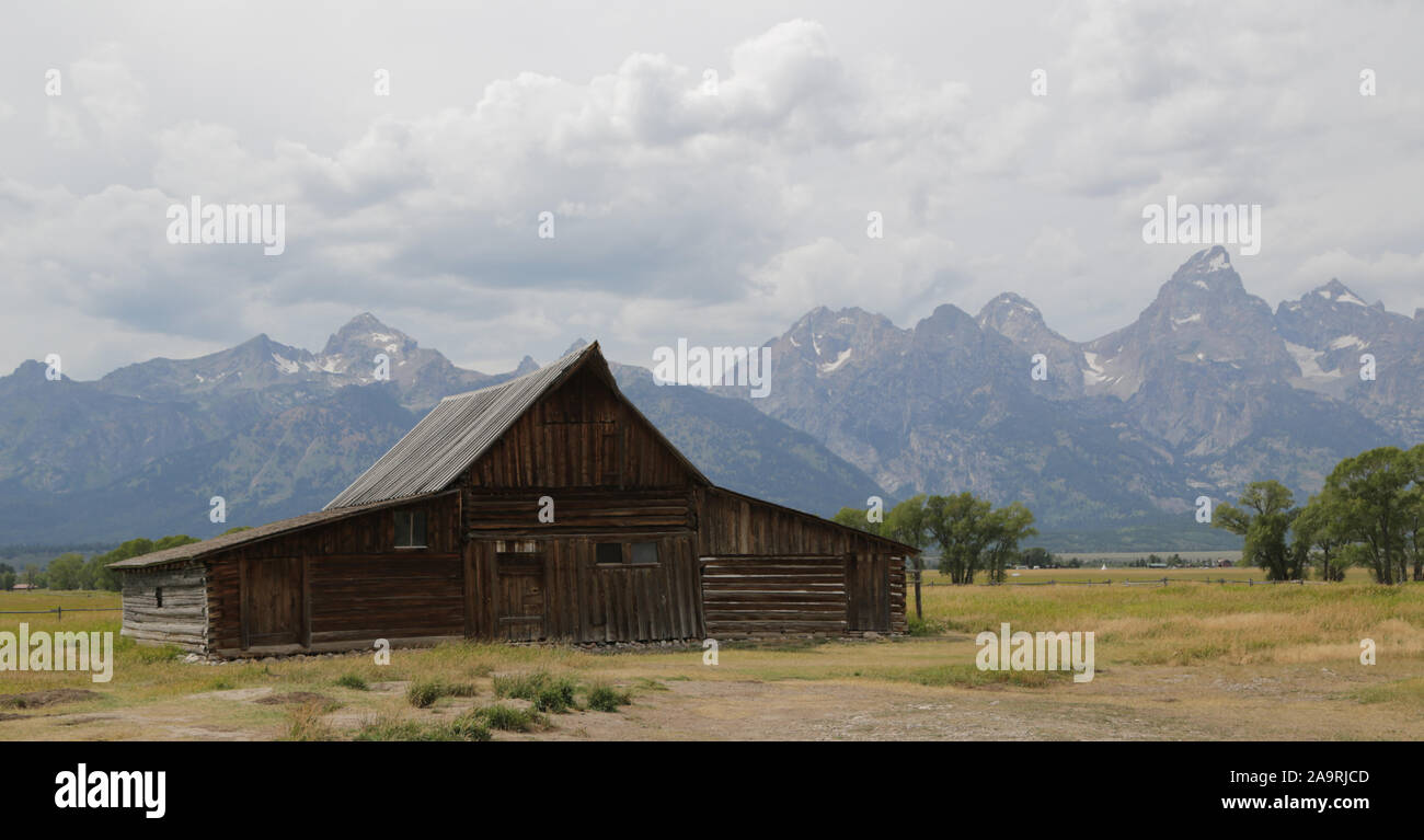 mormon house in USA grand teton national park the beauty of amazing ...