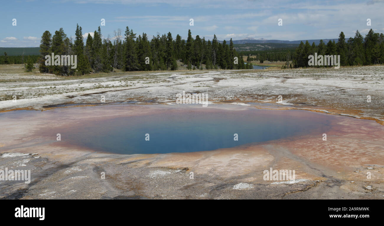 in USA inside the yellowstone national park the brauty of amazing ...