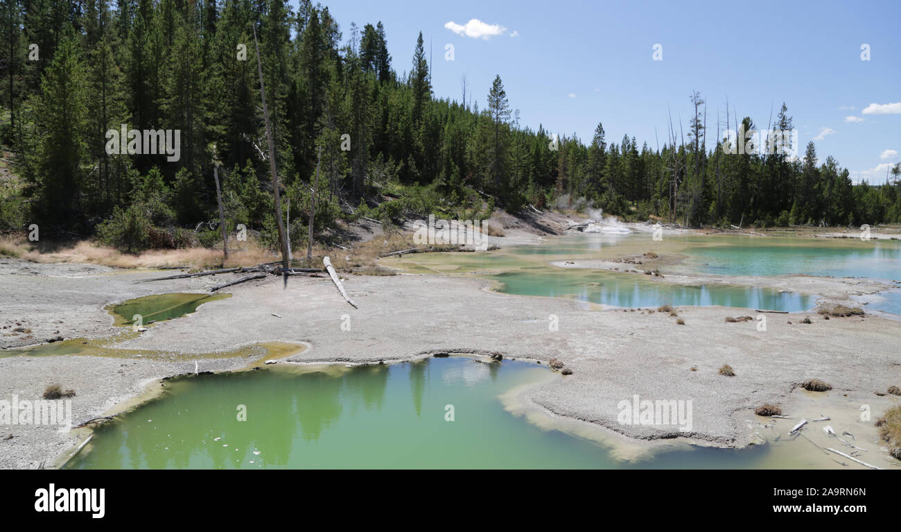 in USA inside the yellowstone national park the brauty of amazing ...