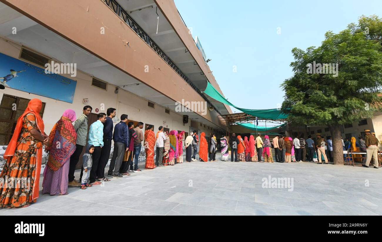 Indian elections queue hi-res stock photography and images - Alamy
