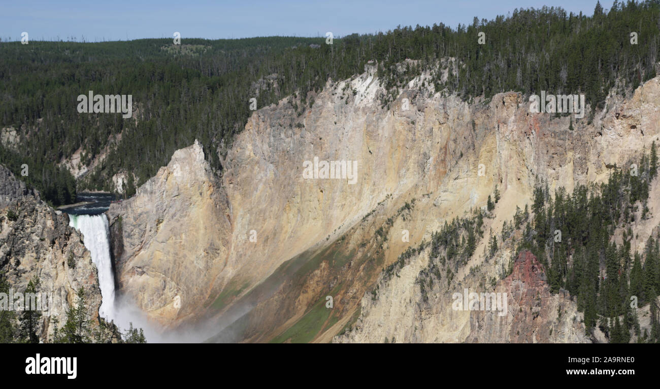 in USA inside the yellowstone national park the brauty of amazing ...