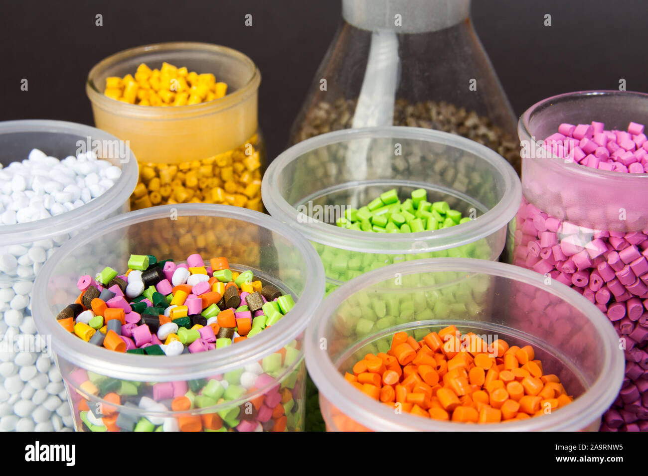 Plastic pellets. Dyes for plastic, polypropylene, polyethylene. Plastic ...