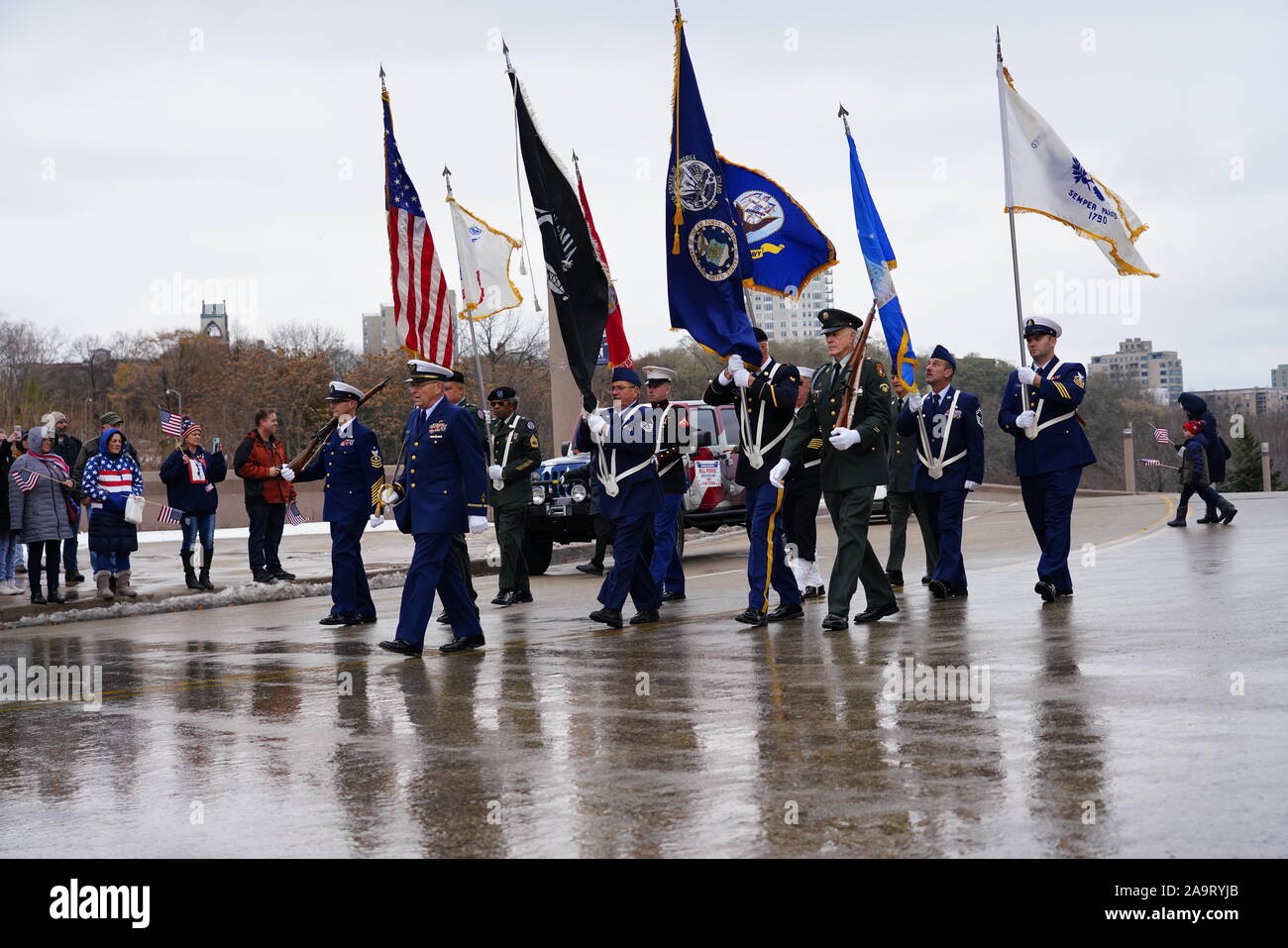 Many Veterans all over Wisconsin come out to Veterans Day Parade ...