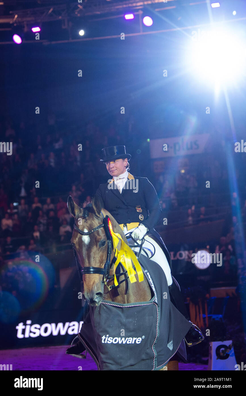 Isabell masters hi-res stock photography and images - Alamy