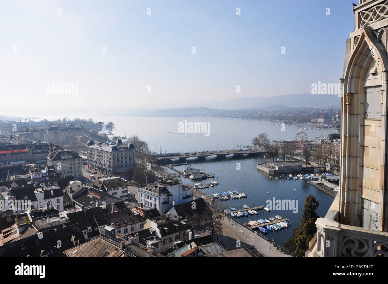 Panoramic view from the Grossminster-Tower to the Bellevue and lake ...