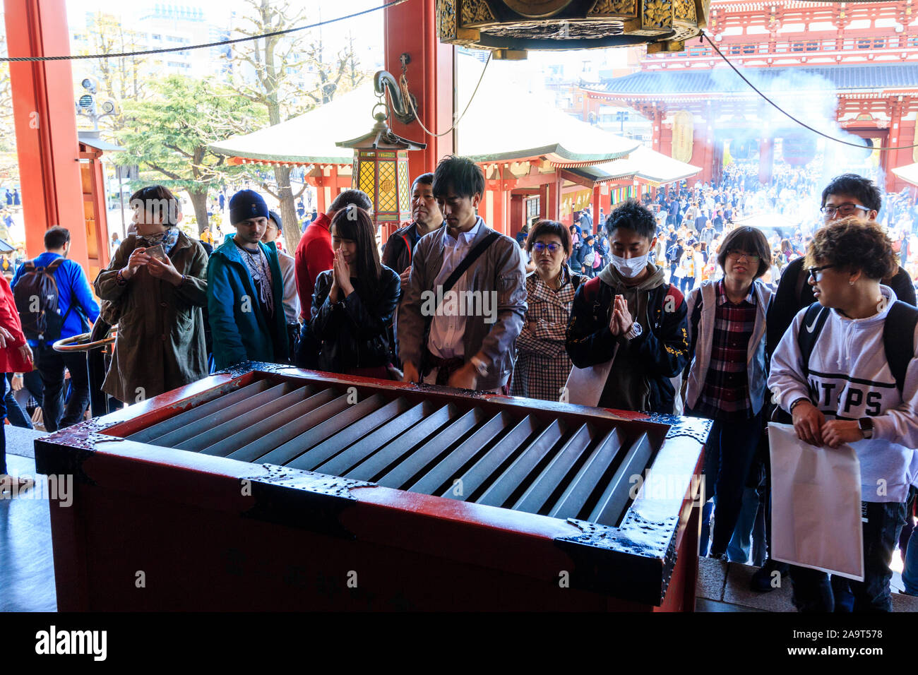 Tokyo Sensoji Temple Main Hall High Resolution Stock Photography and ...