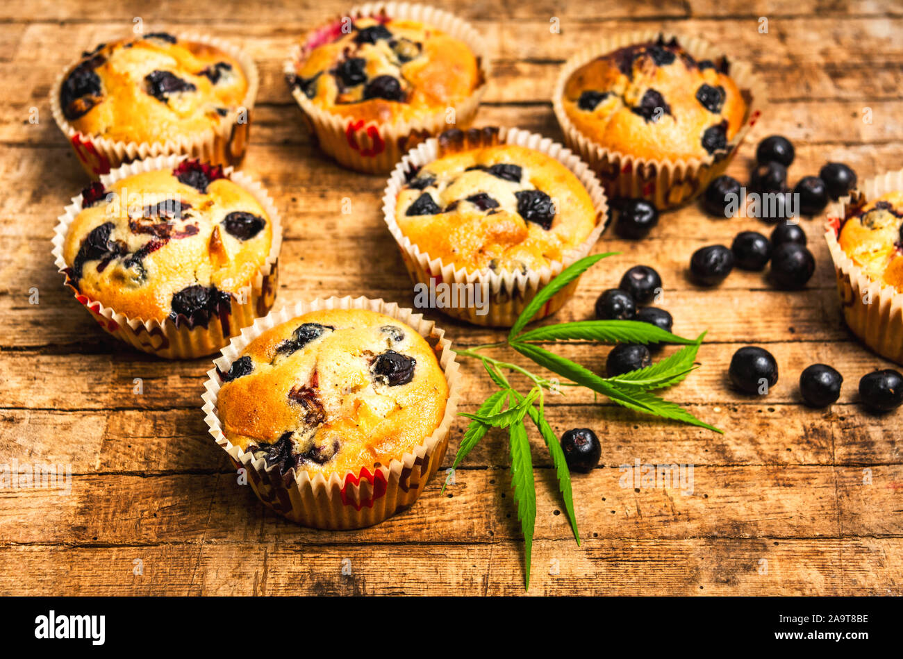 Marijuana cake hi-res stock photography and images - Alamy