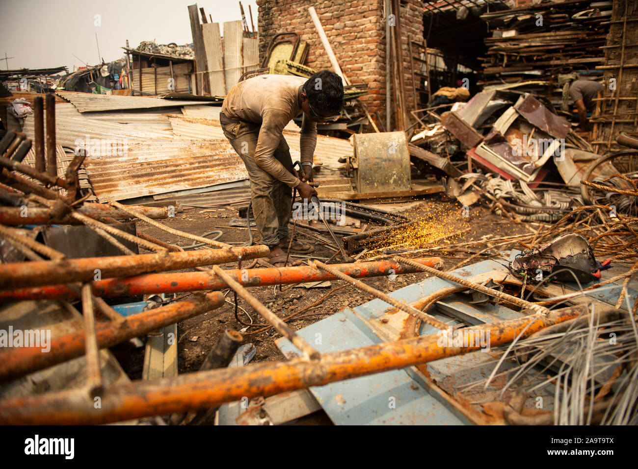 Poor working environment hi-res stock photography and images - Alamy
