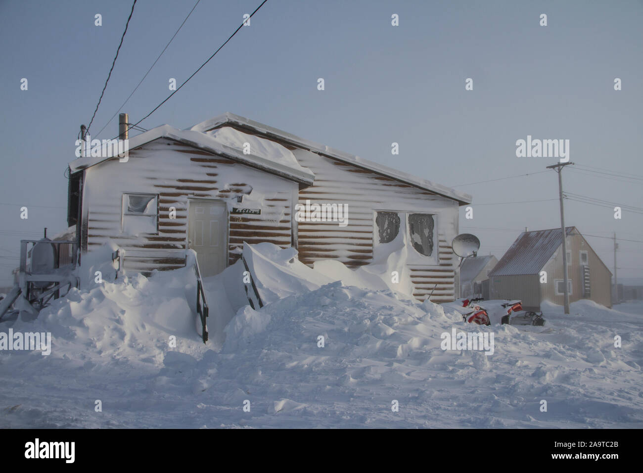 Inuit village hi-res stock photography and images - Alamy
