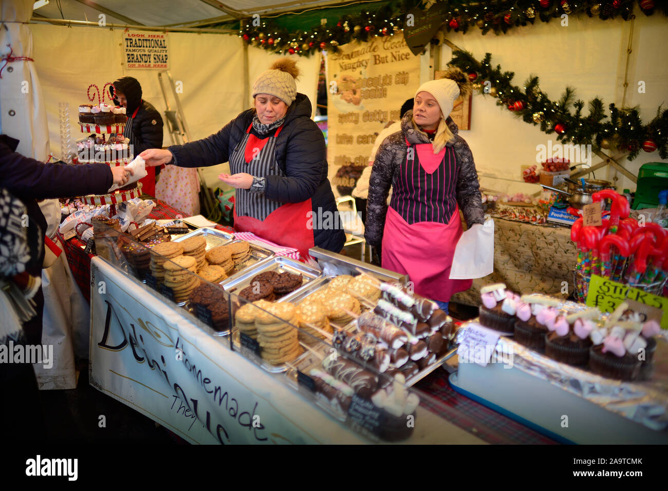 Harrogate Christmas Market Yorkshire England UK Stock Photo - Alamy
