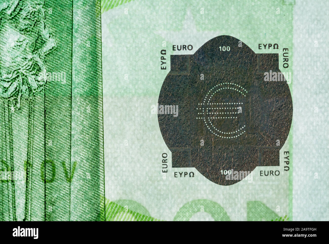 100 Euros High Resolution Stock Photography and Images - Alamy