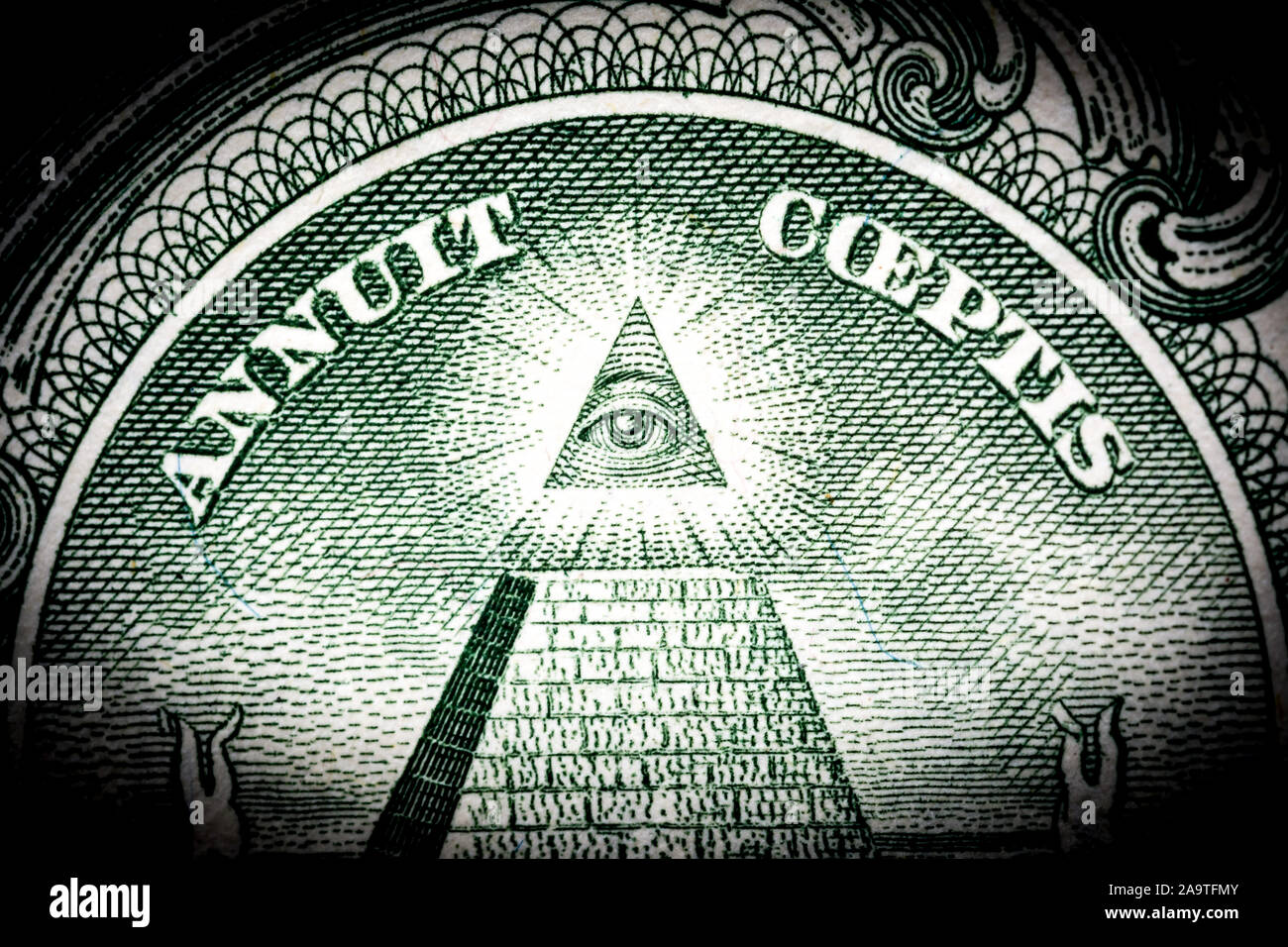 All seeing eye dollar bill hi-res stock photography and images - Alamy