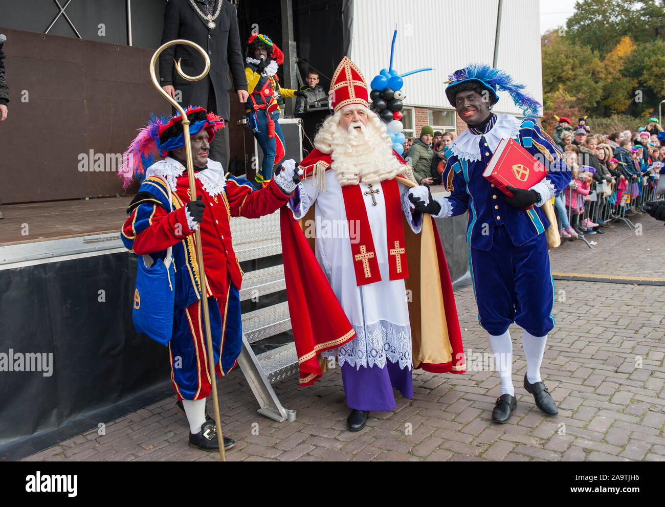 Saint nicolaas hi-res stock photography and images - Alamy