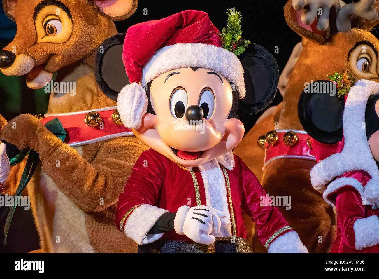 Mickey and Minnie Mouse as Mr and Mrs Claus in Christmas show Stock ...