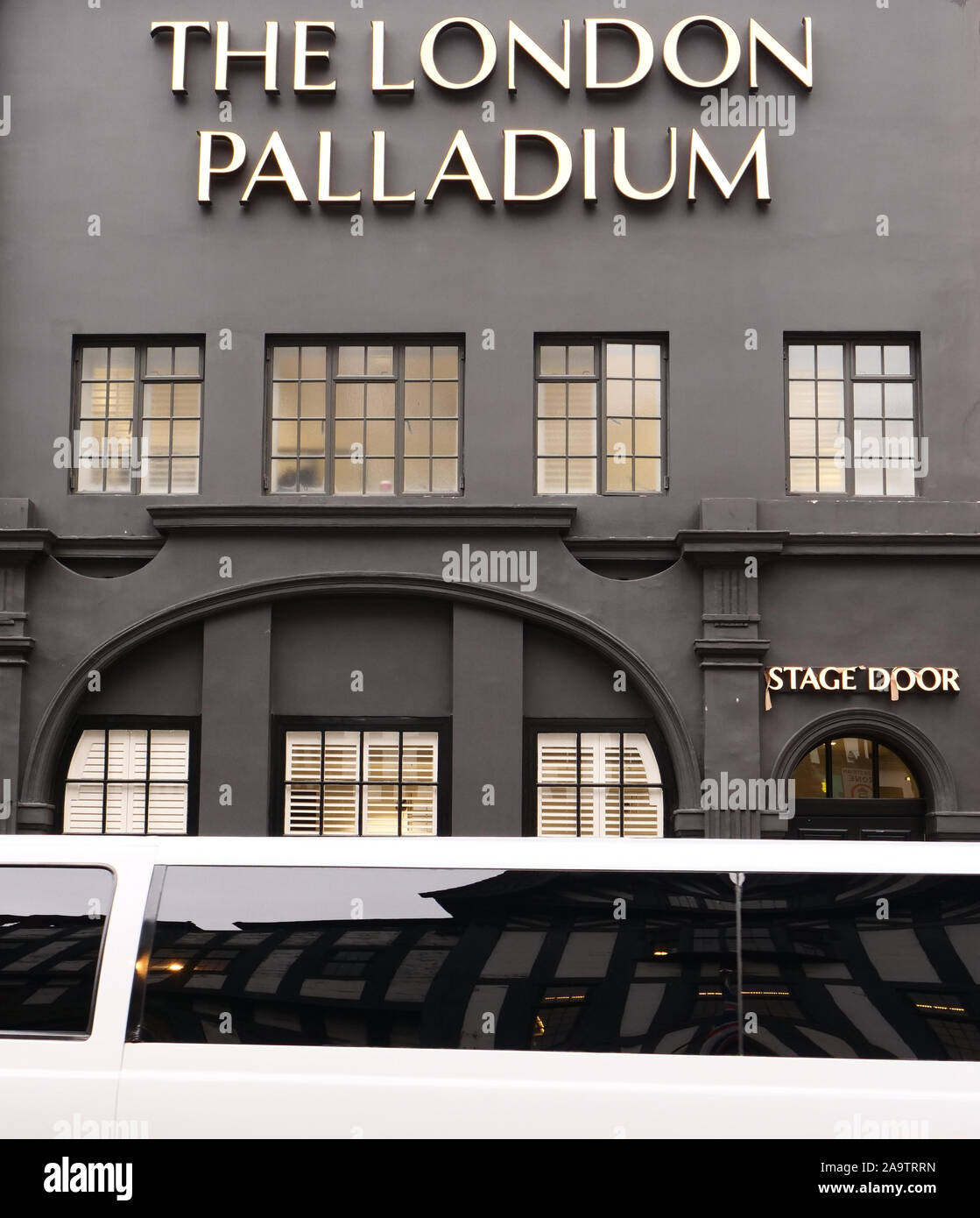 Palladium sign hi-res stock photography and images - Alamy