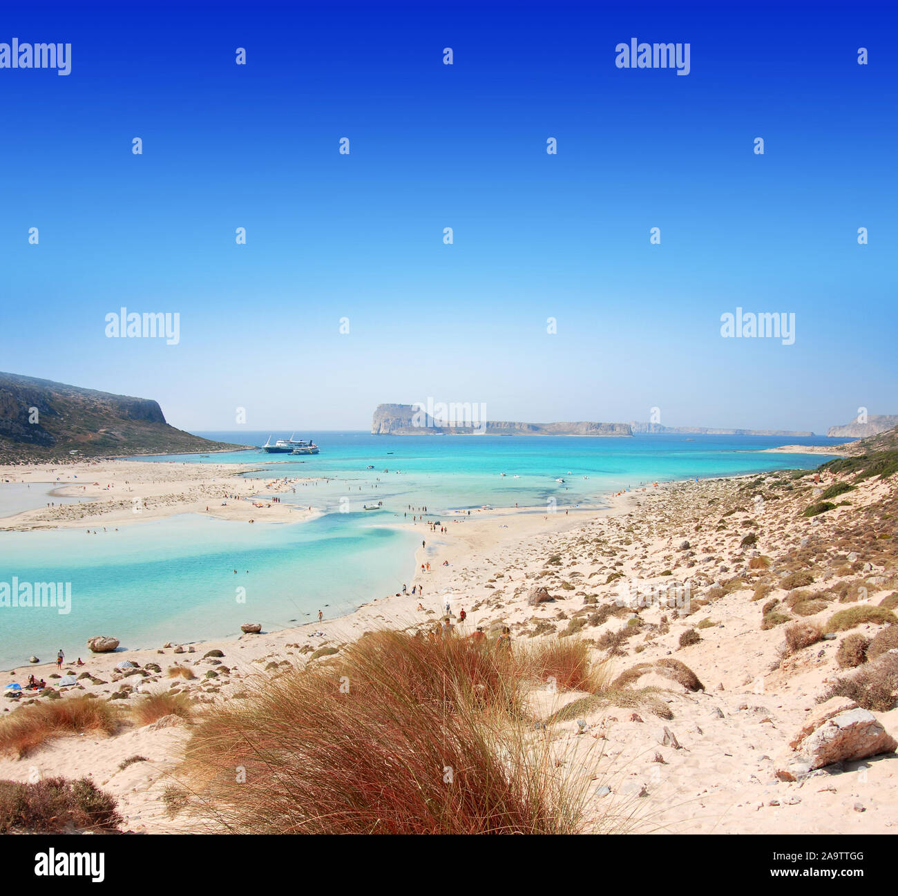 Beach of Crete where is pink sands Stock Photo - Alamy