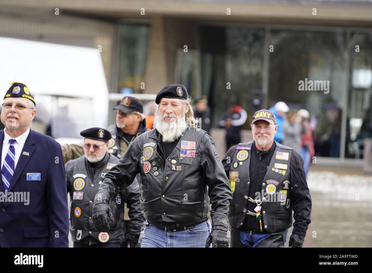 Many Veterans all over Wisconsin come out to Veterans Day Parade ...