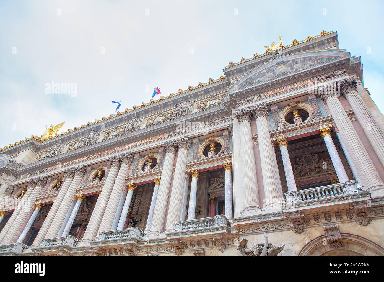 Side view of Opera house in Paris Stock Photo - Alamy
