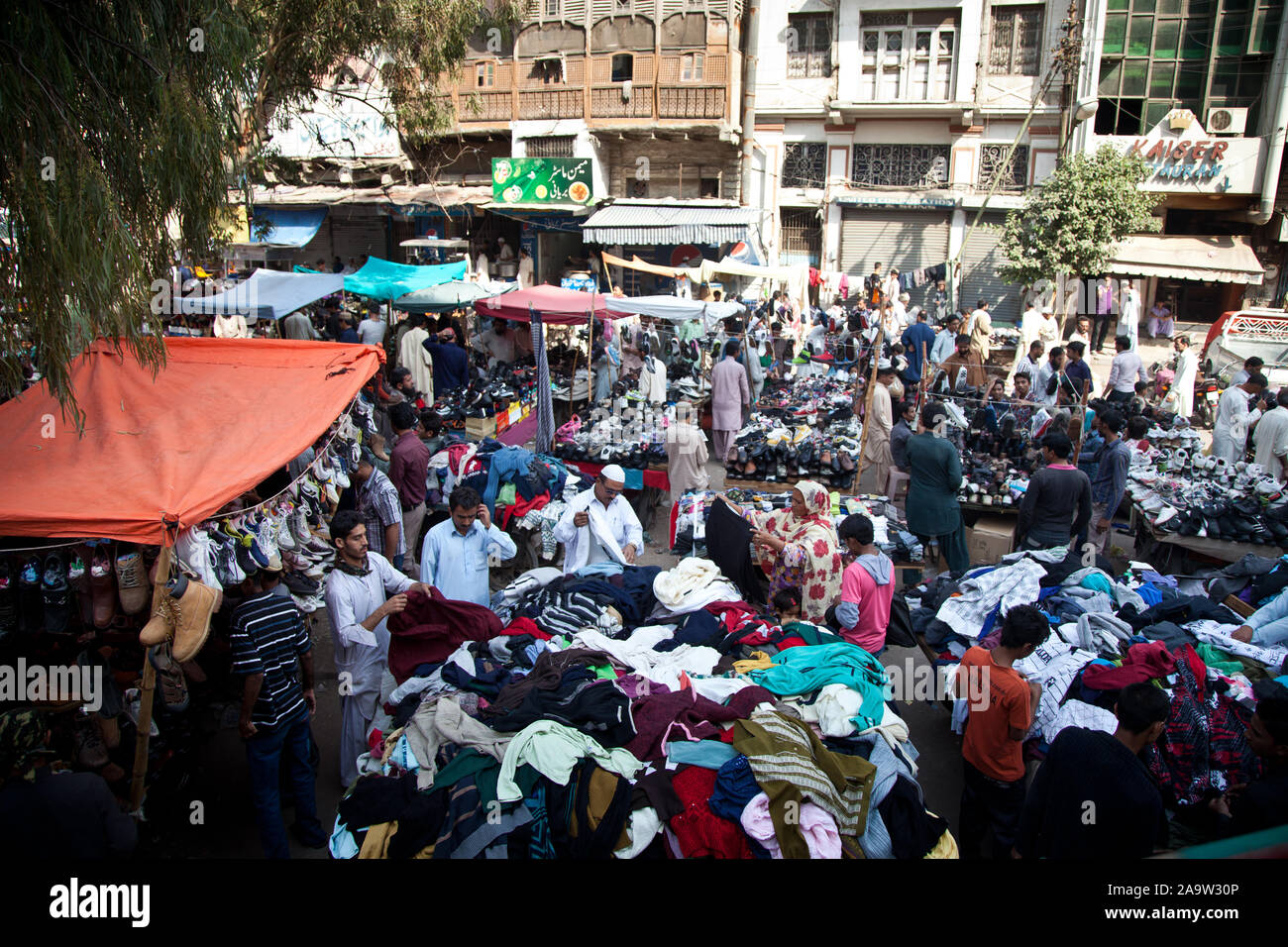 A market karachi hi-res stock photography and images - Alamy