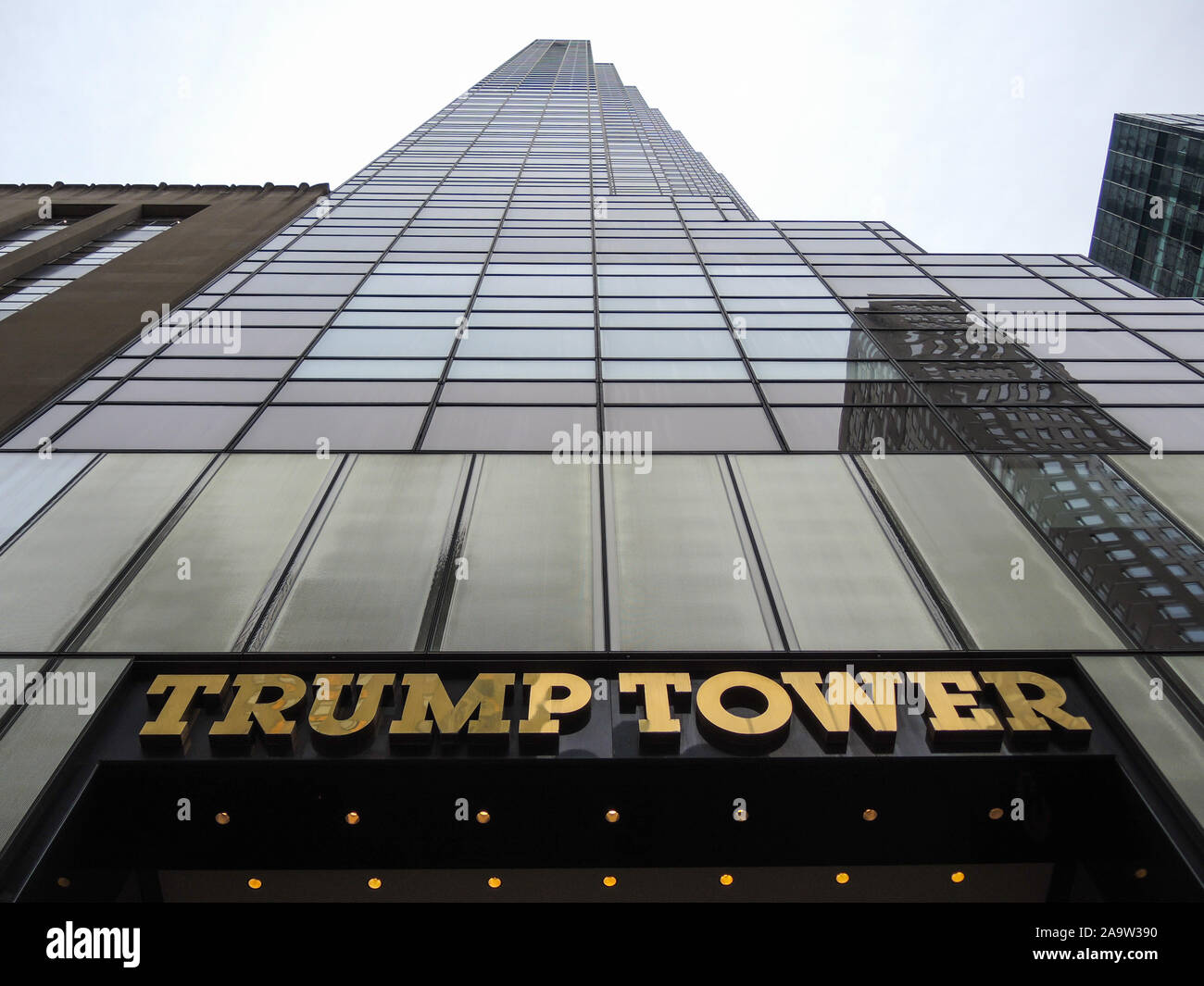 Trump Tower entrance name Stock Photo - Alamy
