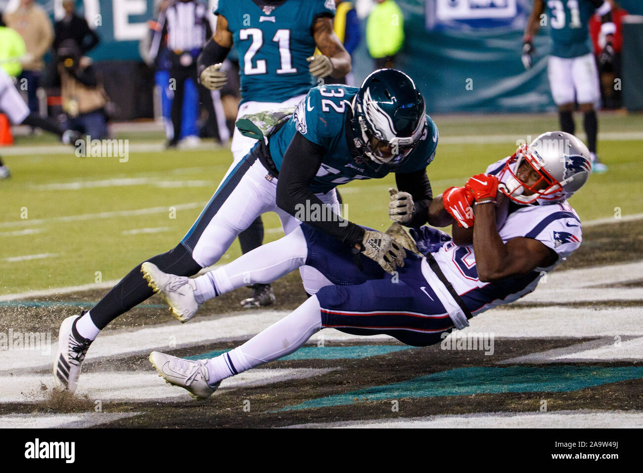 Philadelphia, Pennsylvania, USA. 17th Nov, 2019. New England Patriots ...