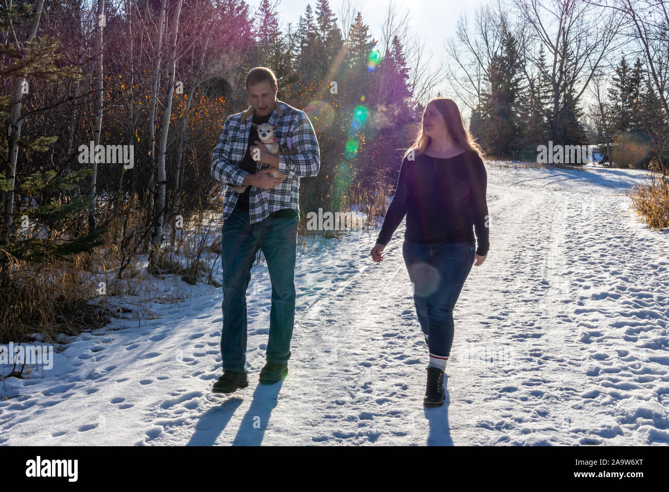 Family walking along in outdoor setting hi-res stock photography and ...