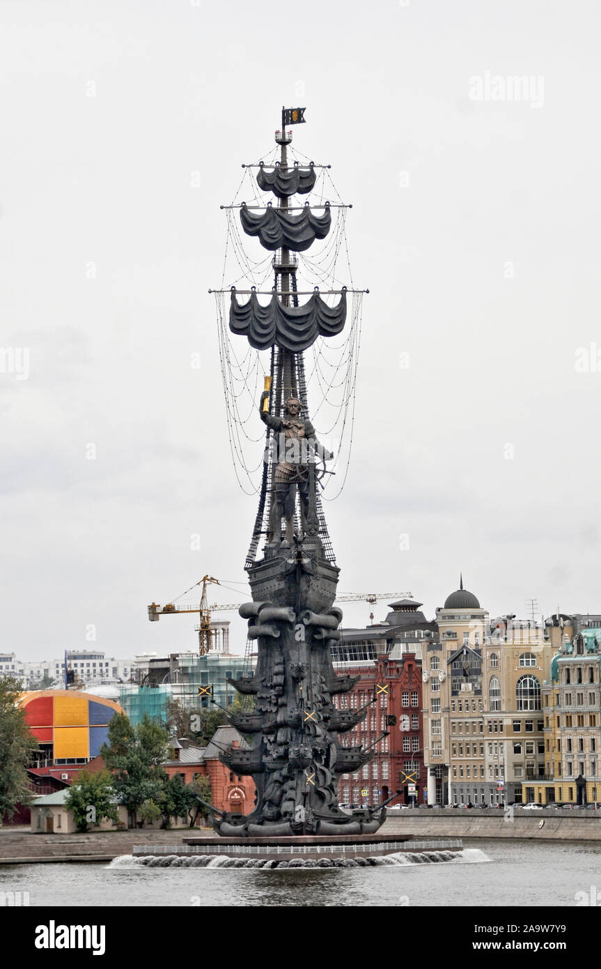 Statue of peter the great hi-res stock photography and images - Alamy