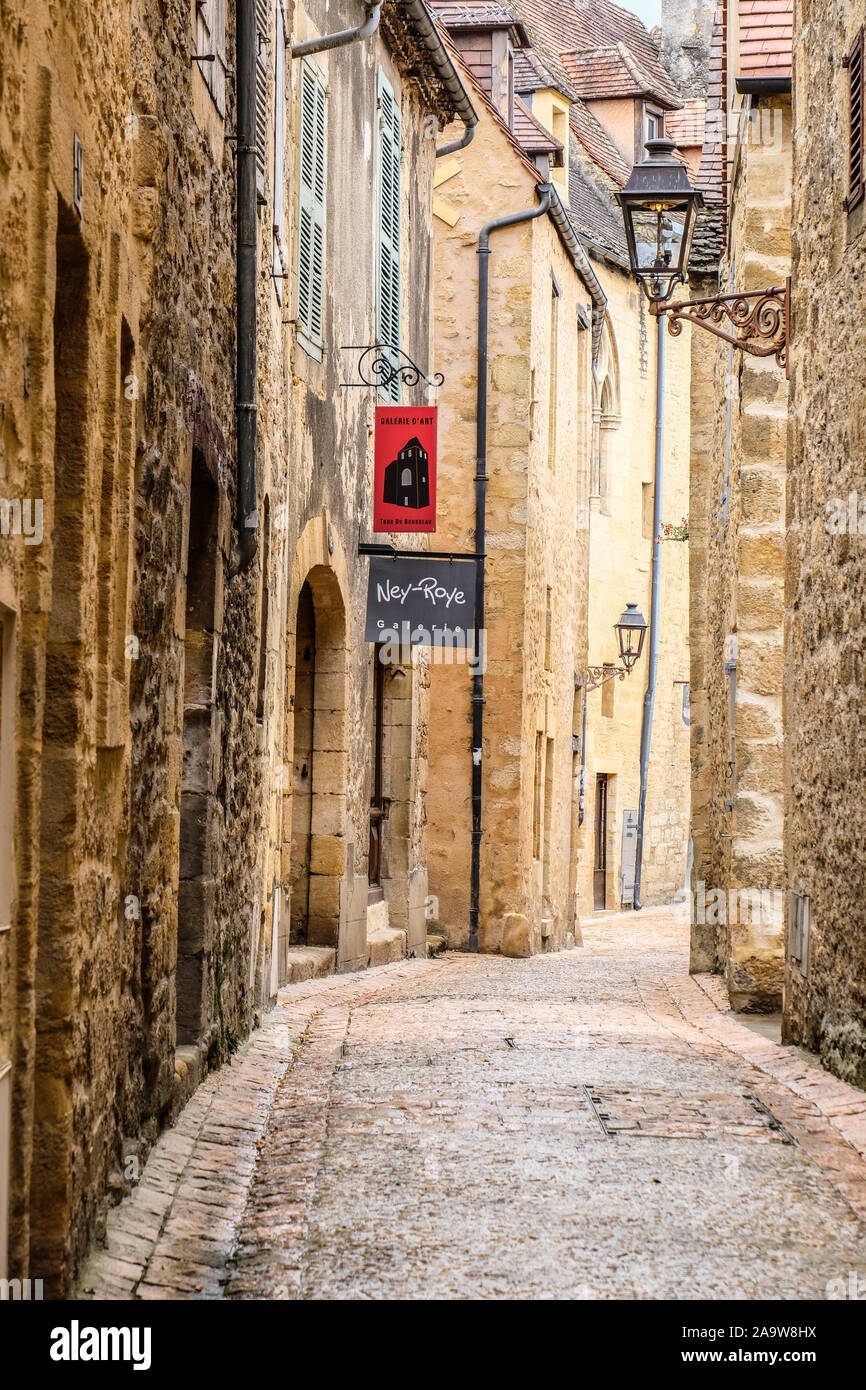 Medieval buildings in Sarlat, France Stock Photo - Alamy